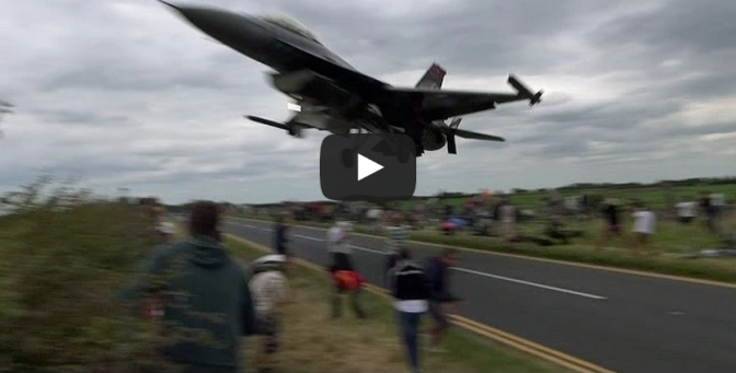 Turkish F-16 Pilot Ducks Low Over Plane Spotters Turkish F-16 Pilot Ducks Low Over Plane Spotters